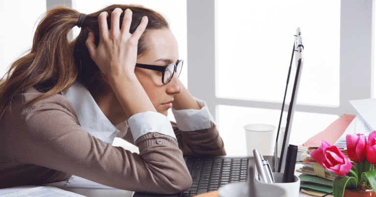 10 Traps Business Women Commonly Fall Into (and How to Avoid Them)